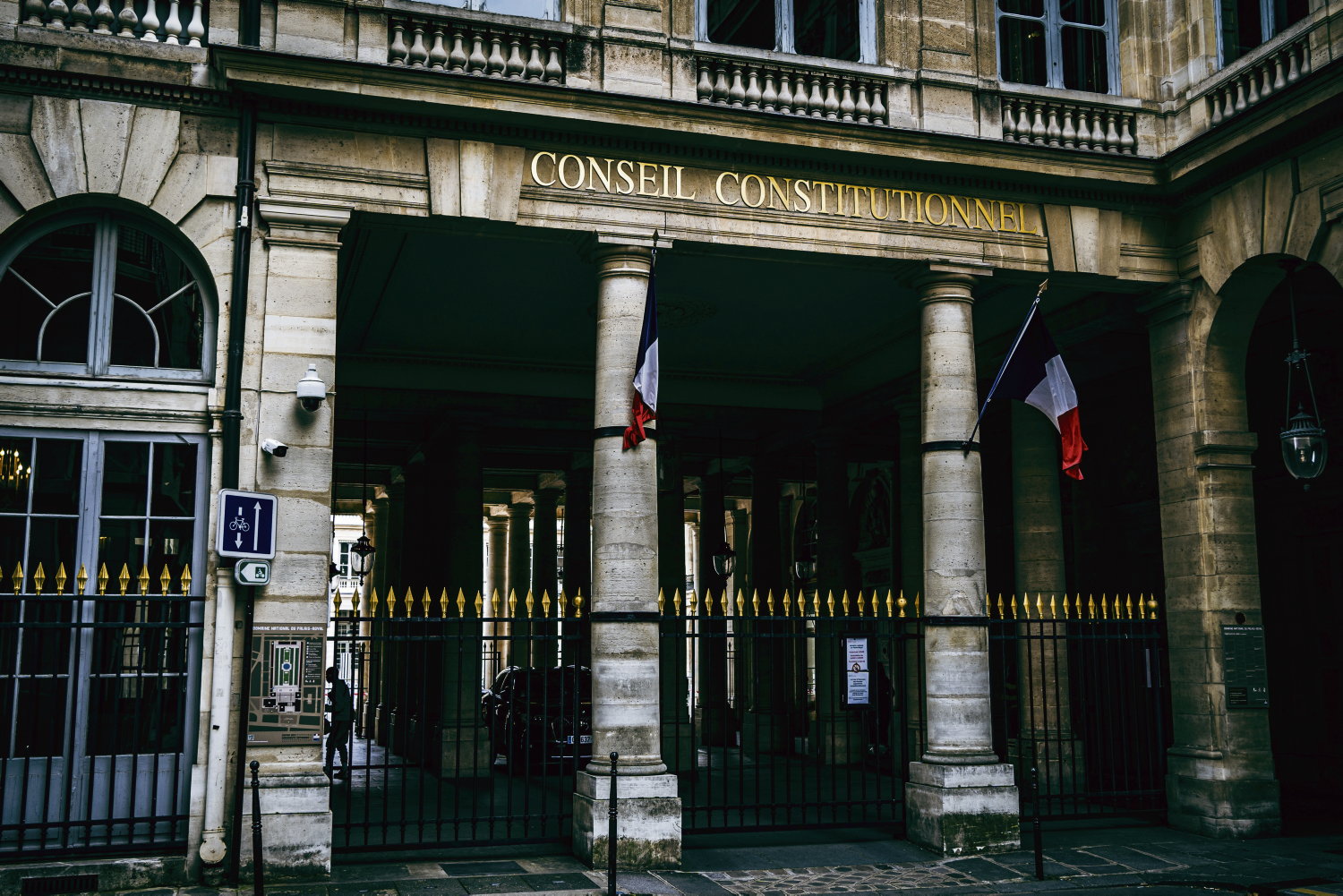 France Le Conseil Constitutionnel Censure 32 Des 86 Articles De La