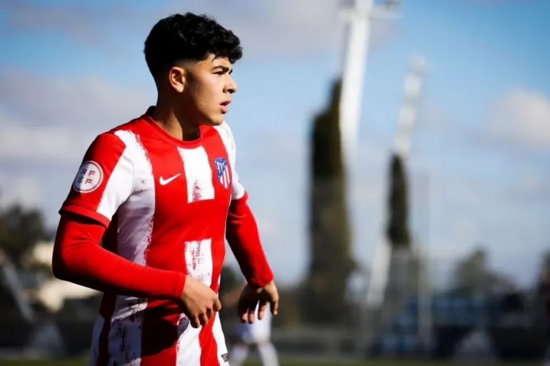 Football : Convoqué par l’Espagne, Salim El Jebari choisit le Maroc