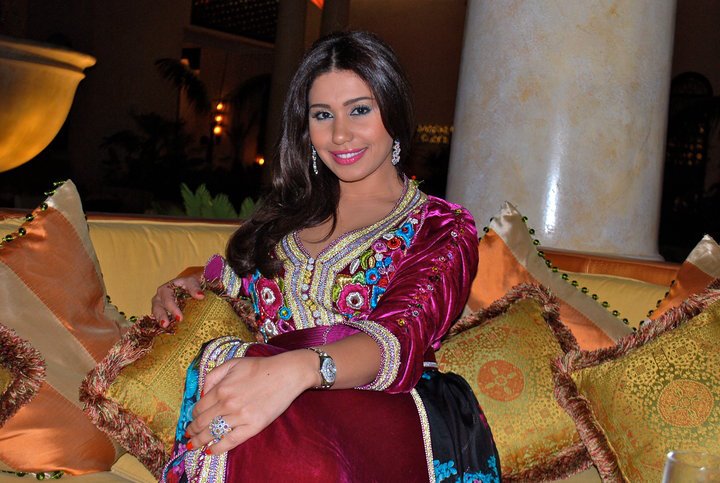 Coup de coeur : Les caftans de la chanteuse Houda Saâd